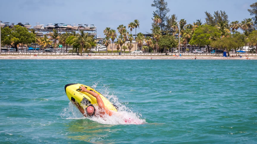 86 Azimut Scarlet - Miami yacht rental