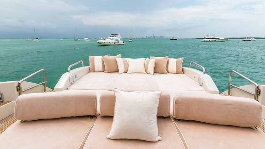 86 Azimut Scarlet - Miami yacht rental